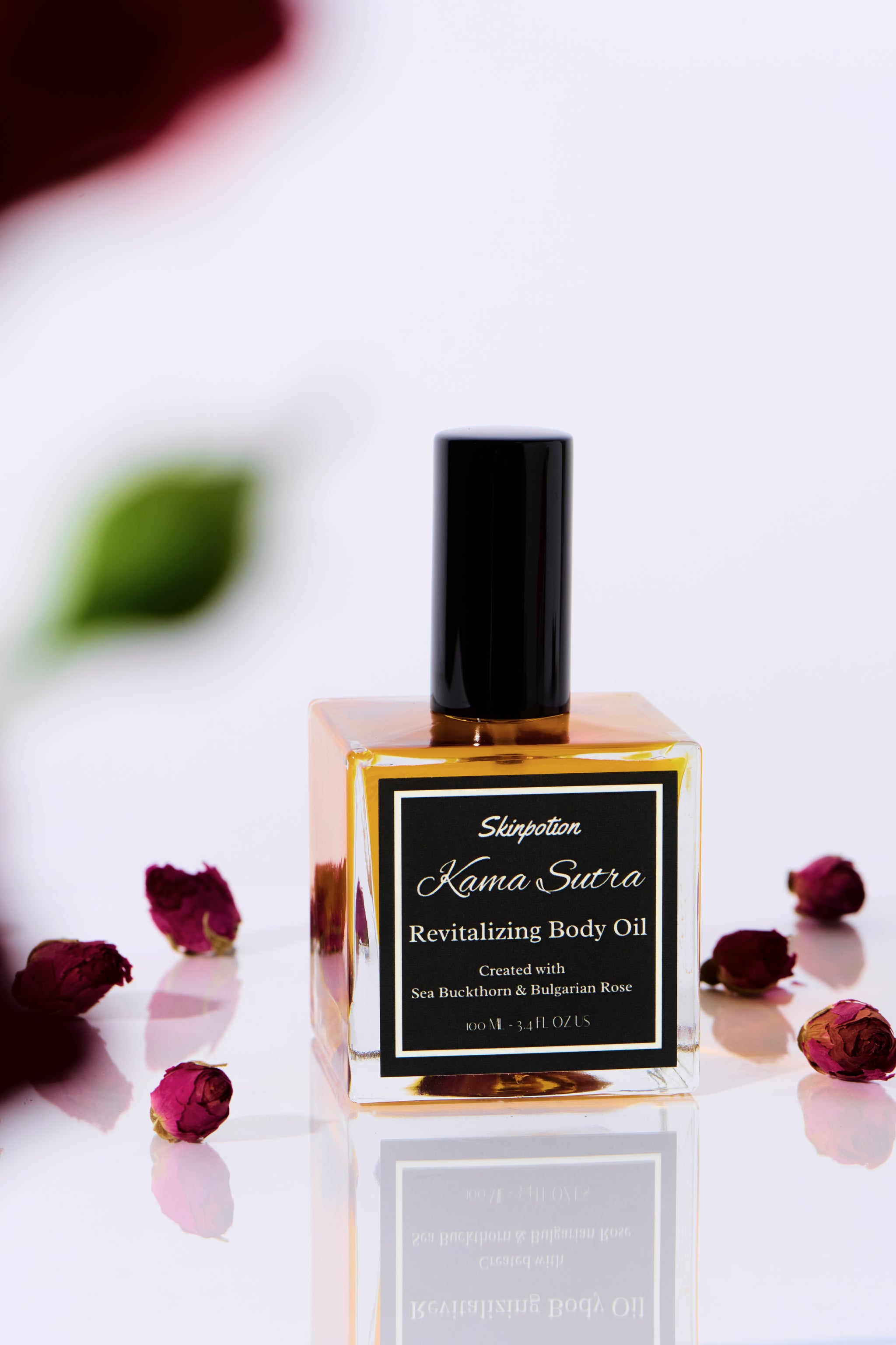 Kama Sutra Revitalizing Body Oil – Skinpotion